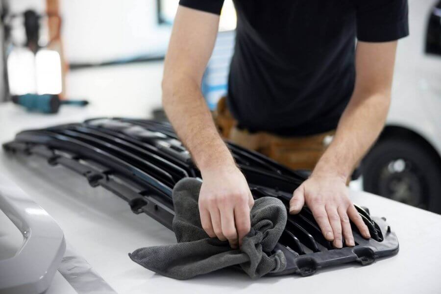 How to Choose the Best Car Body Repair Workshop in Singapore